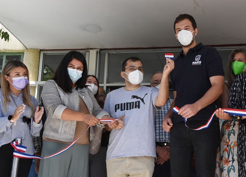 Reinaguran único COSAM en la comuna de Maipú